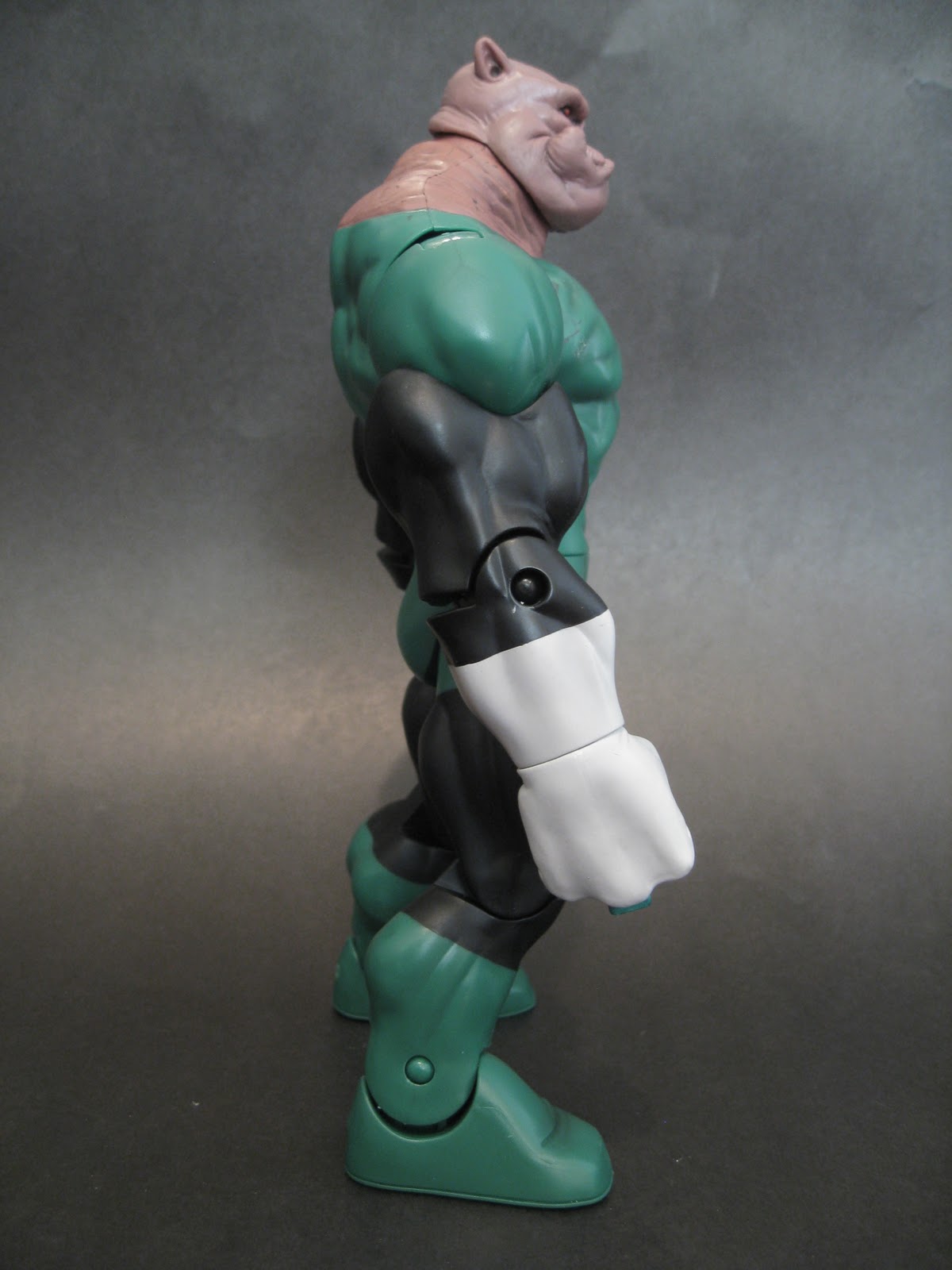 Action Toy Review: DC Universe Classics - Kilowog