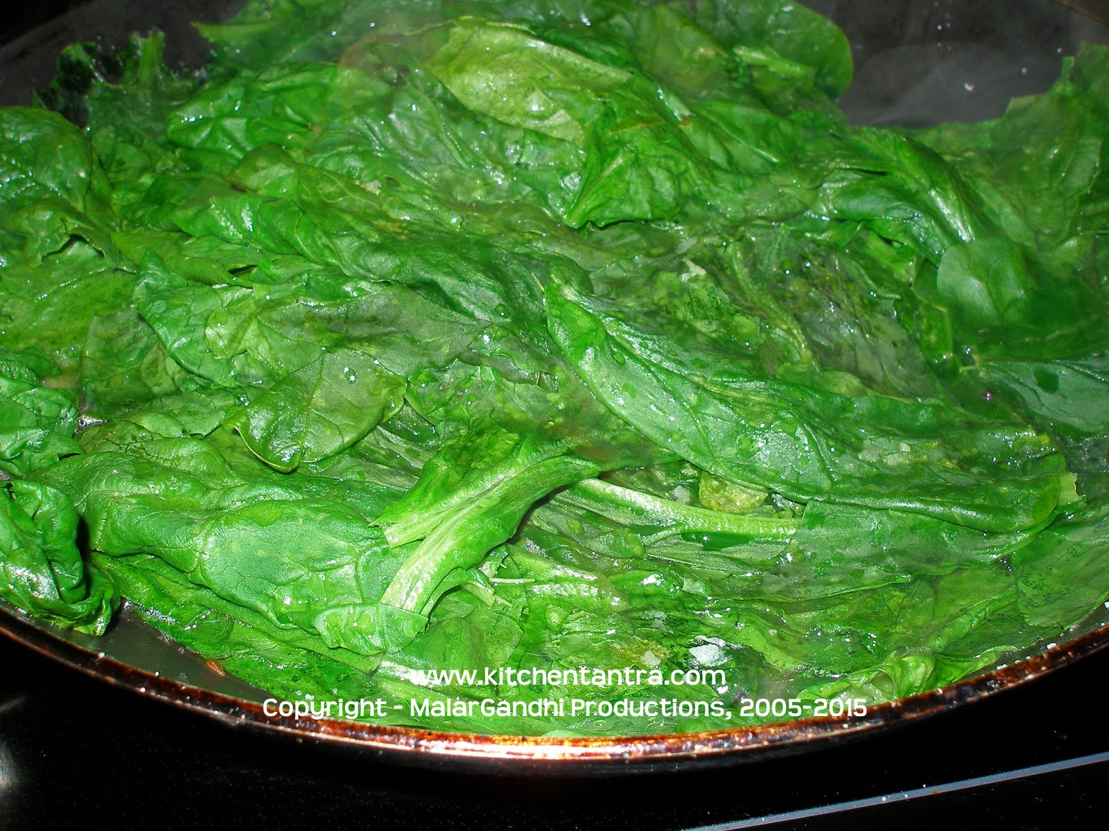 Spinach Masala Rice – Complete Planned Meal | Kitchen Tantra