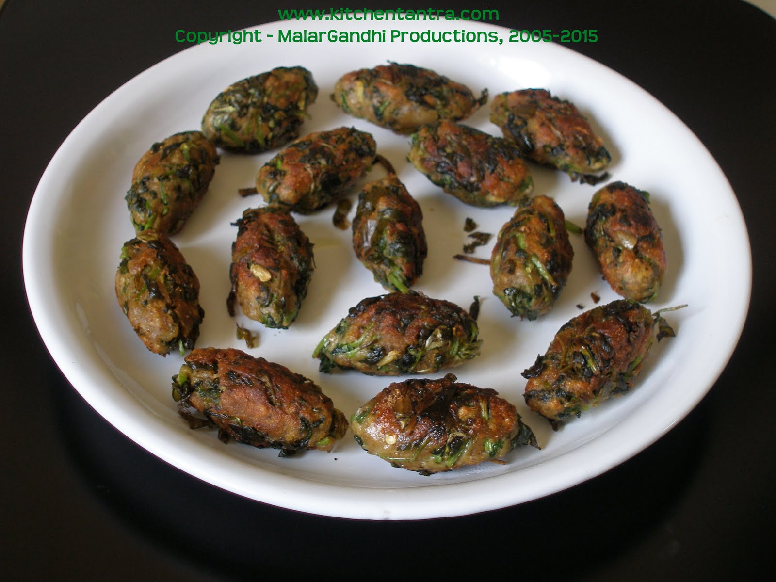 Methi Muthiya – Fenugreek Greens Kebab | Kitchen Tantra