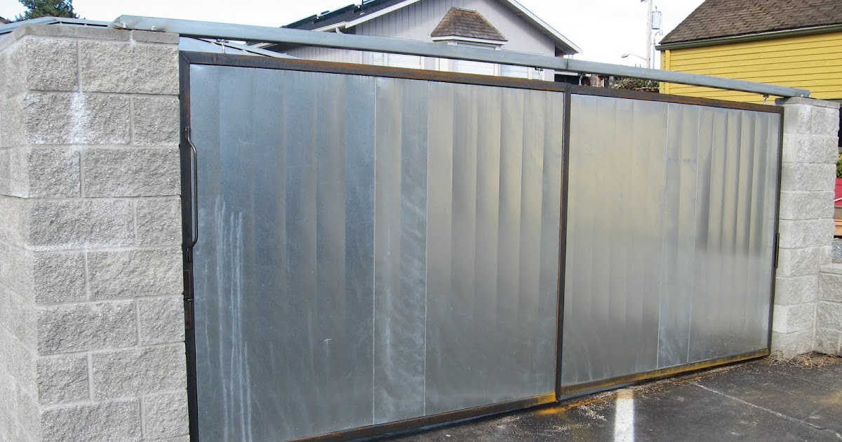 HEAVY METAL WORKS: Sliding Metal Gates - "Star Store"