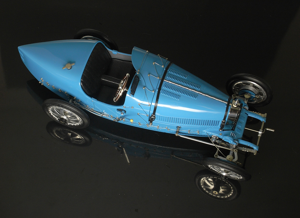 課長睪耕作: 1/18 BUGATTI Type 35 Grand Prix 1924 [CMC]