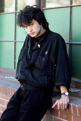 ADAM 'S VIEW: Viktor Tsoi ( KINO ) - A Russian Rock Icon