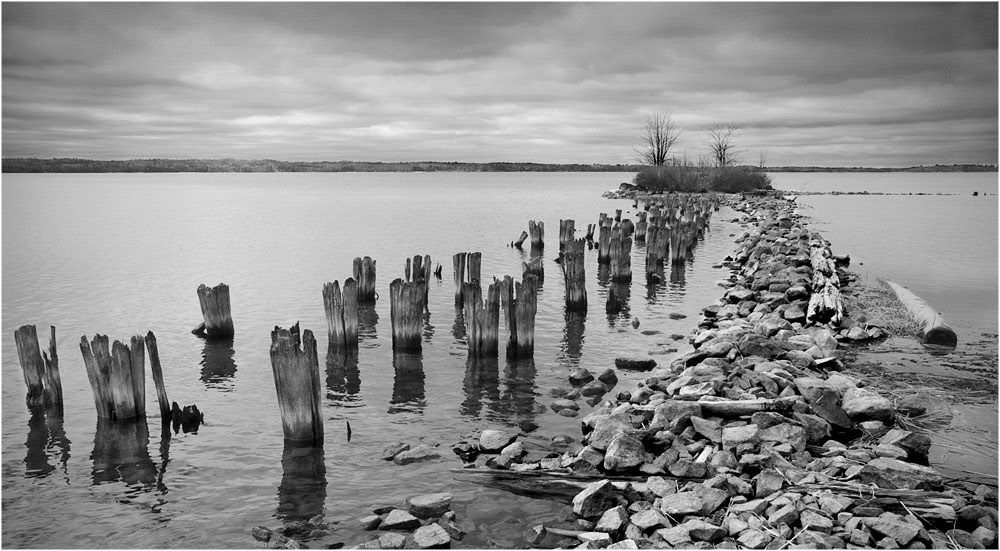 Silverpixel: OLD DOCK, CALLANDER, ONTARIO
