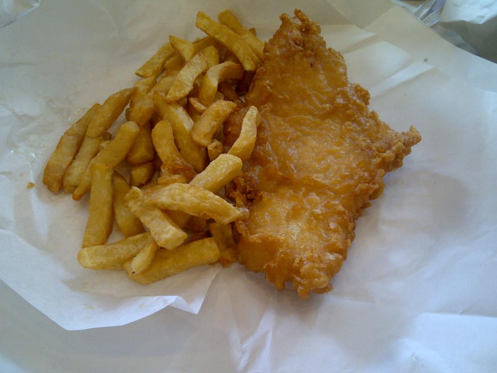 The Man In Seat 12A: Smiths - The best fish and chips in SG?