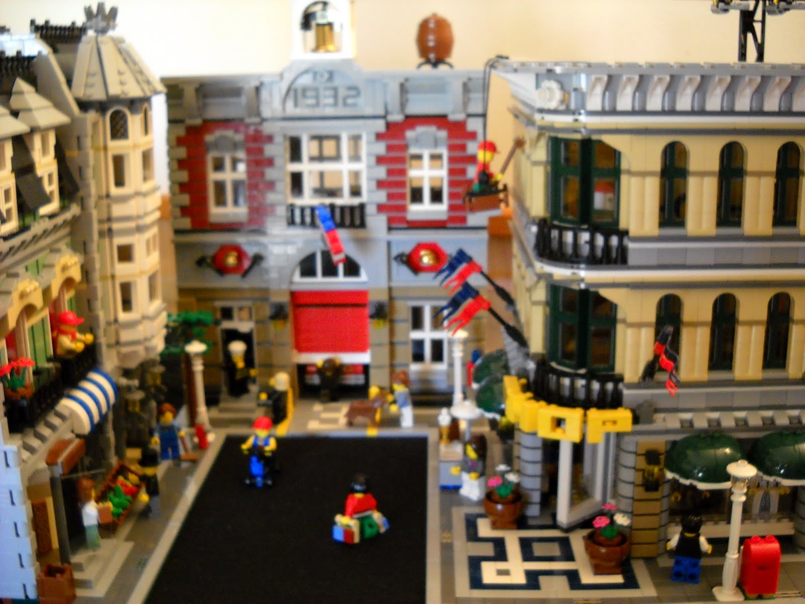 Mayor Kurt's Lego City: Welcome to the Neighborhood!