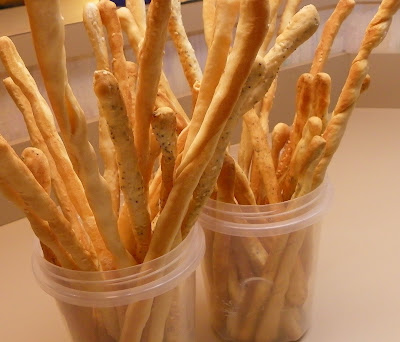 Having Fun in the Kitchen!: Thin Crunchy Grissini