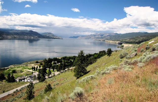 3 Beekman Place: The Lost Glamour of Munson Mountain