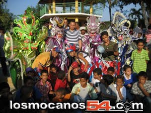 D' MOCA PARA EL MUNDO: CARNAVAL EN VILLA TRINA