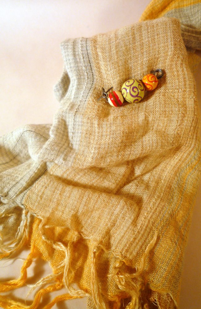 Mich L. in L.A.: Toga party!!! An easy fibula pin tutorial.