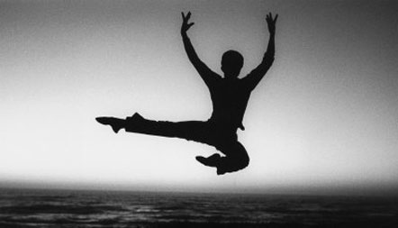 With Both Hands: Sun Times Endorsement of Rahm Emanuel - Convinced Me.