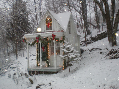 My Shabby Streamside Studio: My Christmas Snow House Village