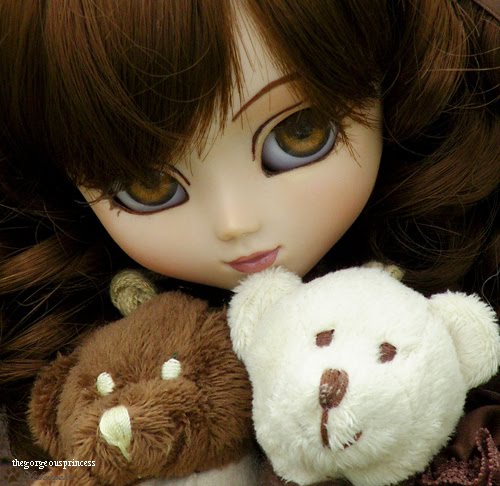 The Gorgeous Princess...: >>dollies