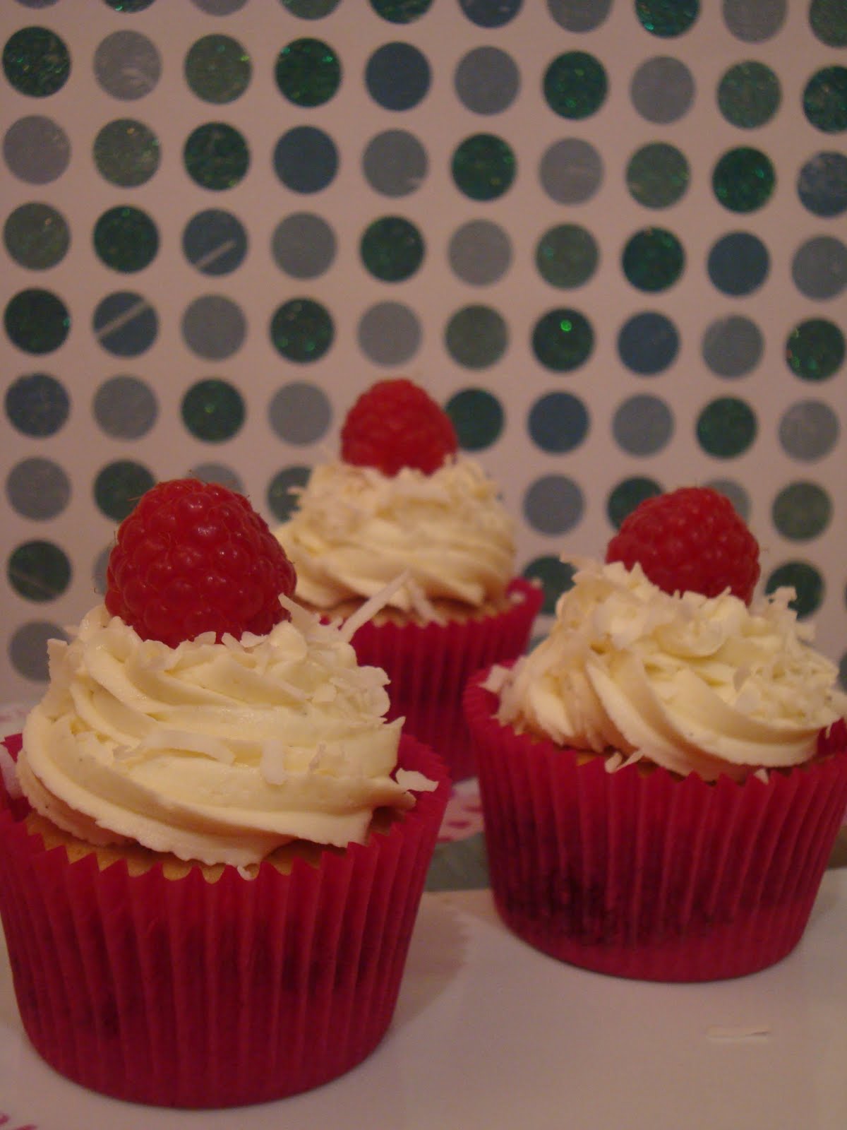 Cupcake Crazy Gem!: Raspberry & Coconut and Mint Chocolate Cupcakes