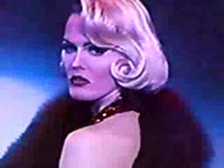 Mimi Marks Pictures and Videos