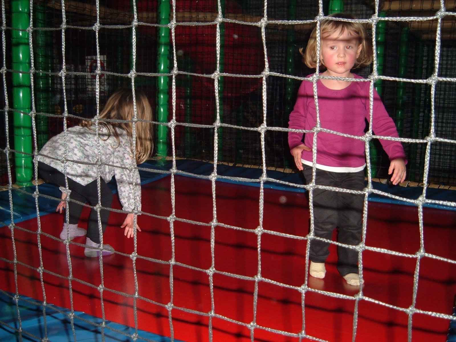 Les petits pas d'Anna et Gabrielle...: Un après midi à Kizoo