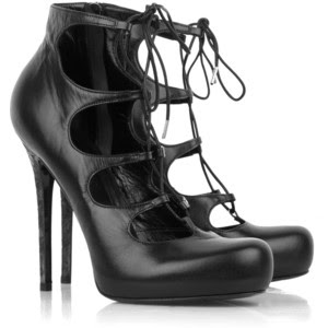 A Fickle Fashionista: More Inappropriate Shoes