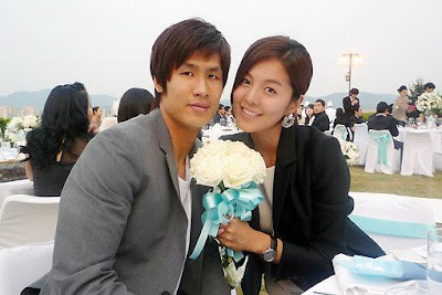 ALL- Kmusic ♬♪: Kim Sung Eun y Jung Jo Gook revelan fotos antes de su boda