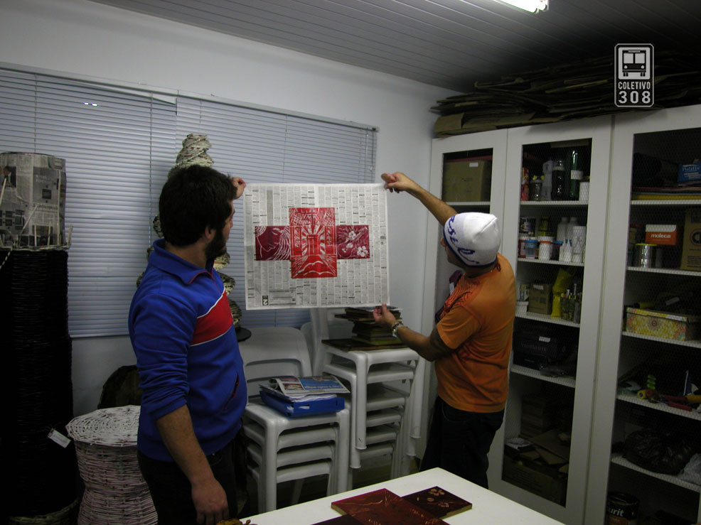 COLETIVO 308: SIMONE FORMAGIO NOS ENVIA CALENDÁRIO 2011 FEITO NO CAPS ...