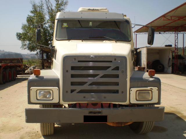 RESOLVE CAMINHÕES: VOLVO 85/85 N 10 TURBO II H / FOTO 01