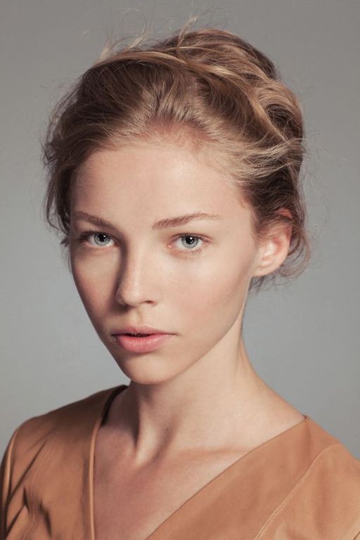 FRESH MODELS: Finalistky súťaže ELITE MODEL LOOK SLOVAKIA 2010