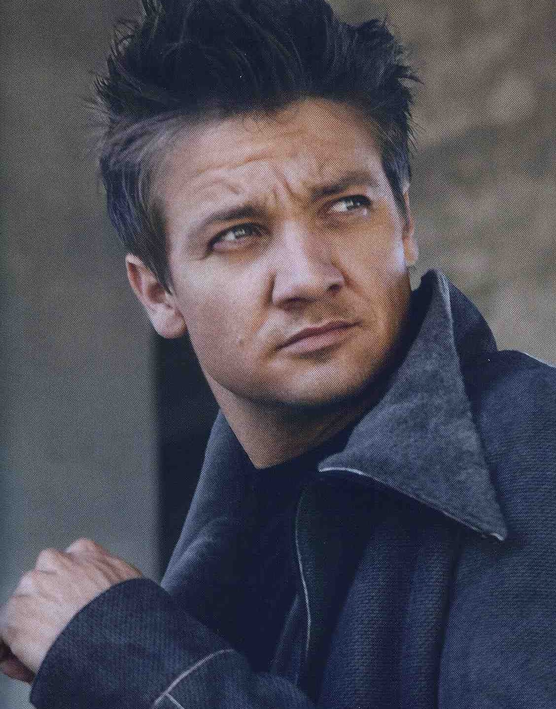 my new plaid pants: I Am Link