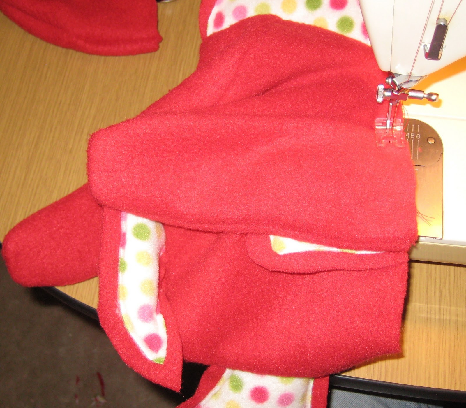 Lilybug Designs: Fish Hat Tutorial