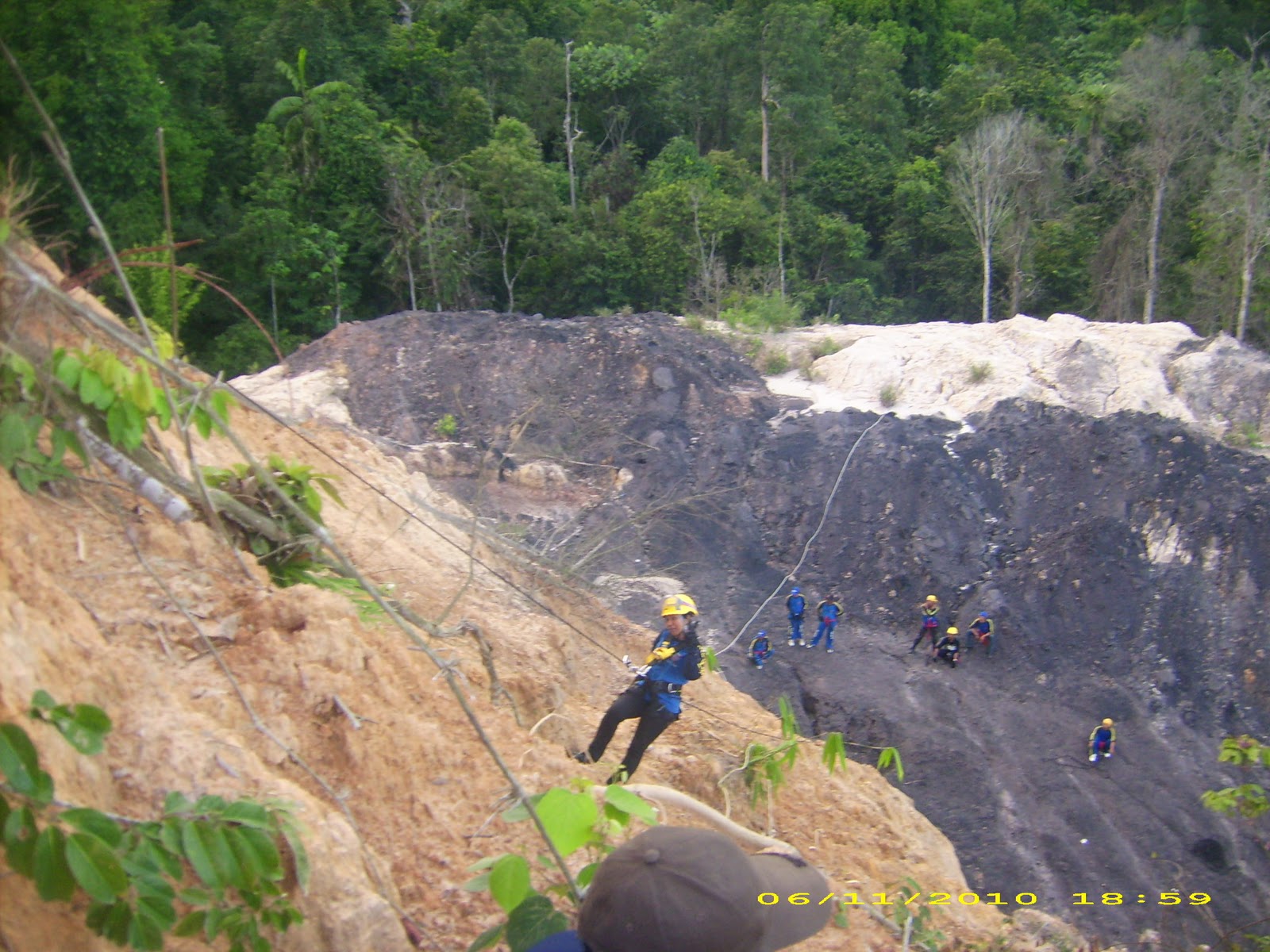 TAGANA KALTIM: LATIHAN DAN SELEKSI ANGGOTA VERTICAL RESCUE