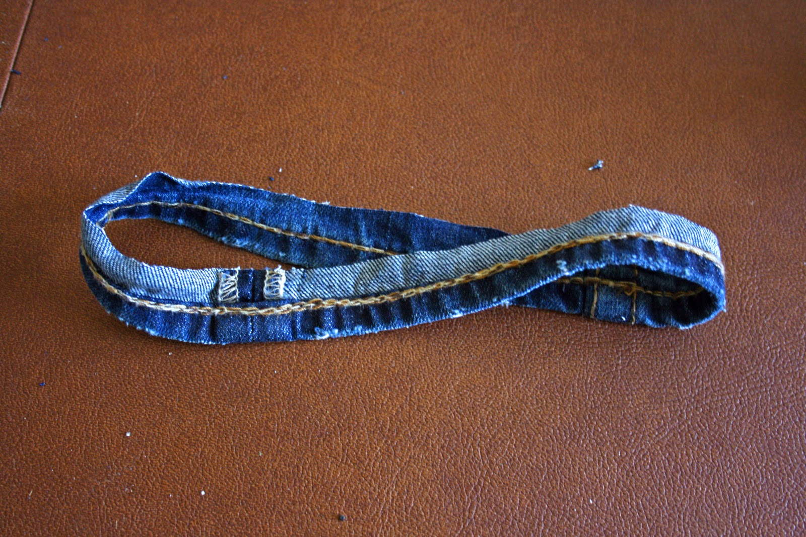 The Pretty Poppy: How to hem jeans using the original hem..the best way!!