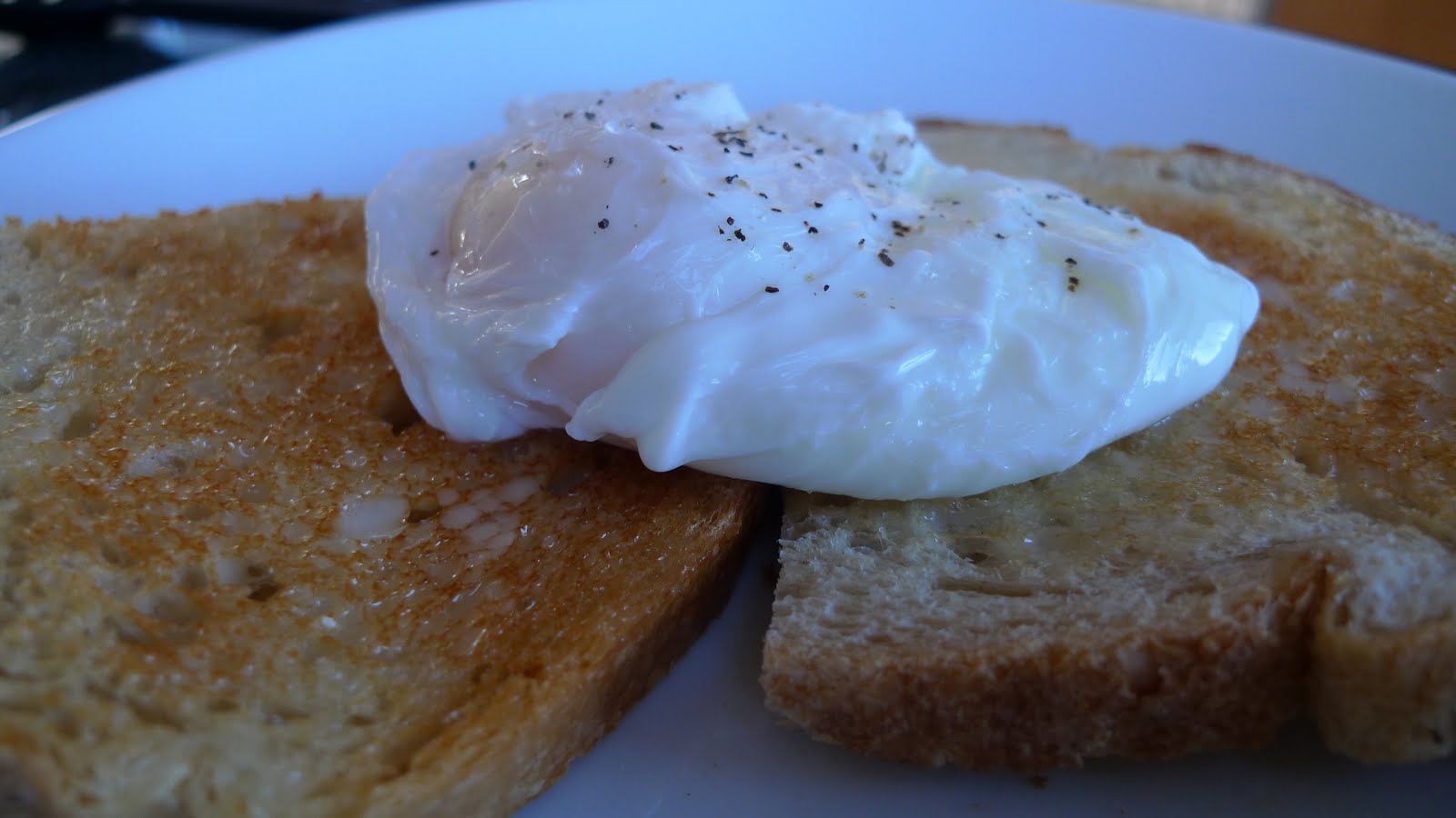 Siriously Delicious Poached Eggs 101
