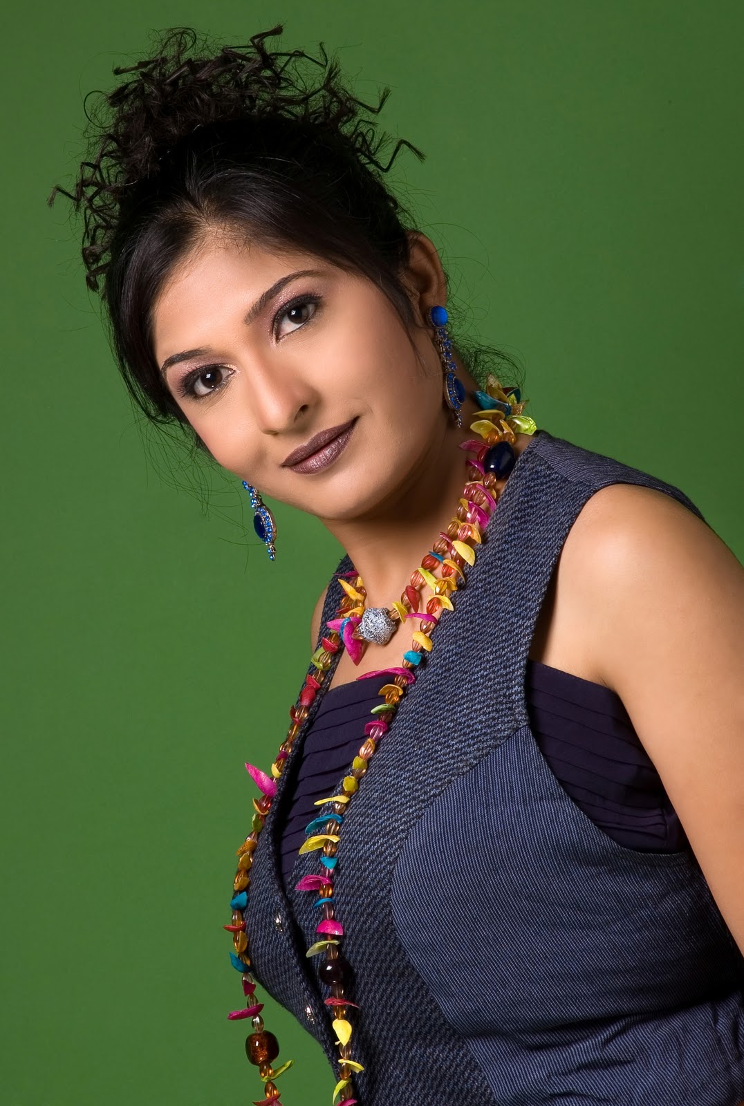 Actor & Anchor Pooja ghosh