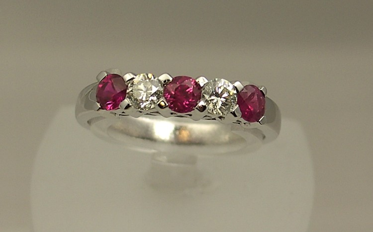 Diamond Jewelery Engagement Wedding Rings Earrings Fashion Designs Gem ...