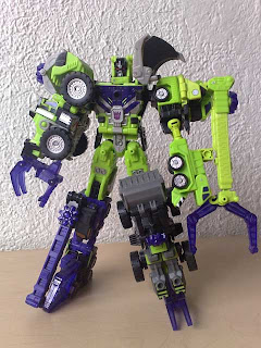 Underneath The Radar: Transformer de la semana: Constructicon ...