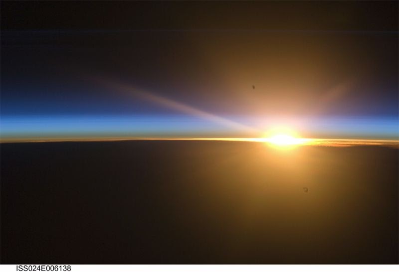 The Vatic Project: The Sun Is Emitting a "Mystery" particle That is ...