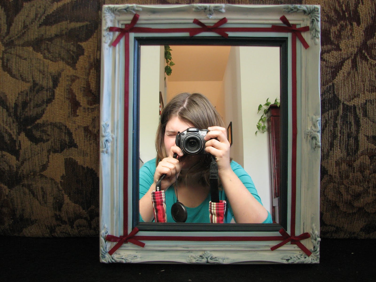 Busy Hands Make Happy Hearts: Picture Frame Makeover into Mirror