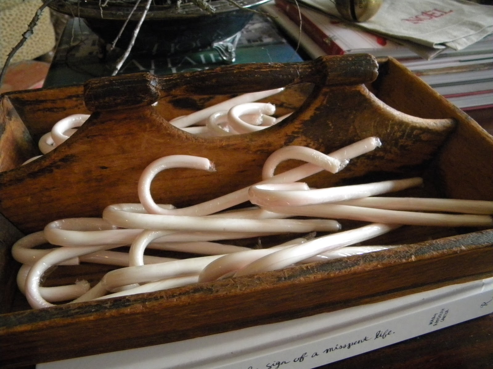 Three Pixie Lane: The History of the Candy Cane - The 700 Club (White ...