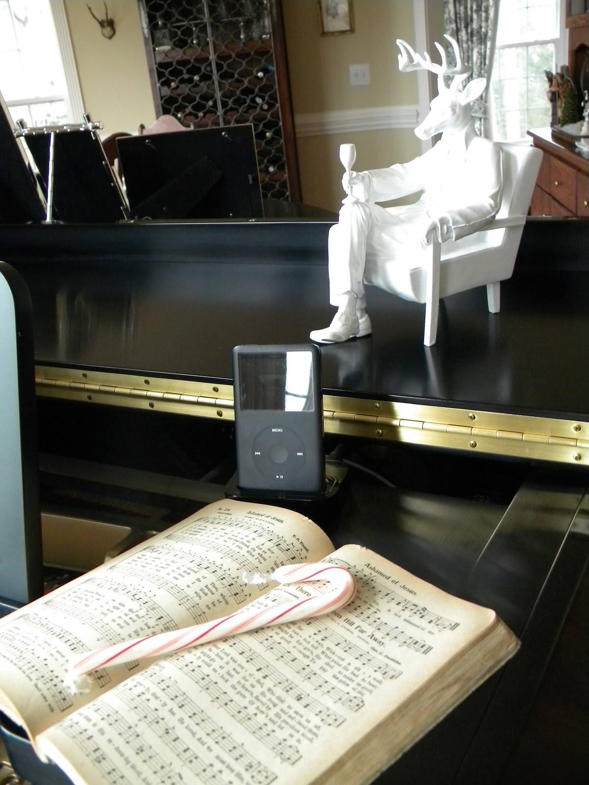 Three Pixie Lane: Three Pixie Lane at Home