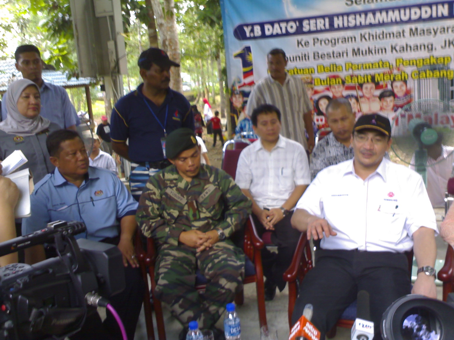 Pusat Maklumat Rakyat Kluang: Gambar-gambar sekitar Majlis Perasmian ...