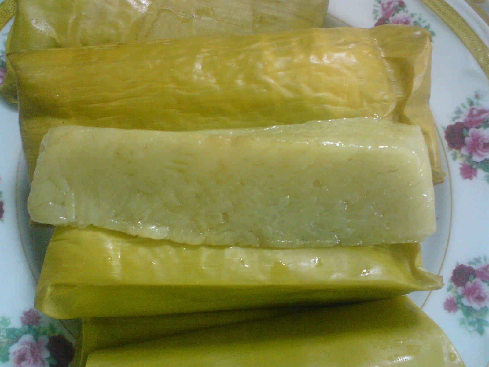 ‘Burasak’ Bugis | sweet lady ell