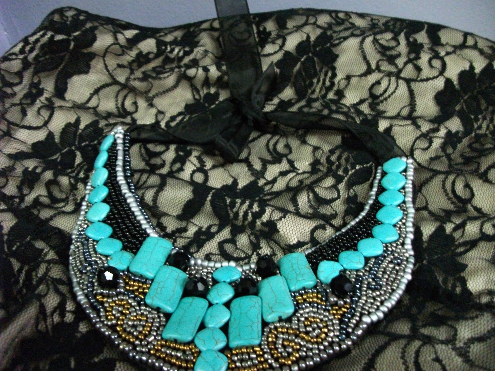 AniHandmade: Colier din margele ( Beaded necklace)