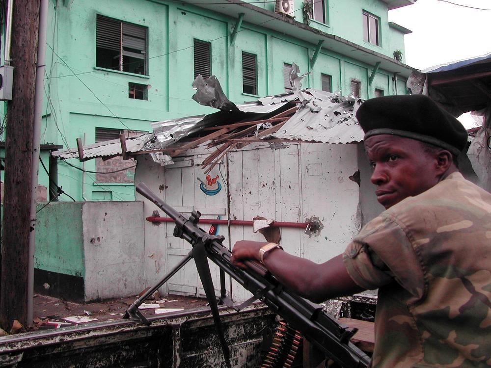 Pix Grove: Horrifying Pictures of the Liberian Civil War