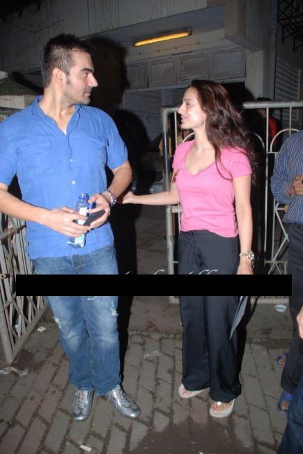 Amisha Patel Real Life Pics without Makeup with Salman Khan - Hot ...