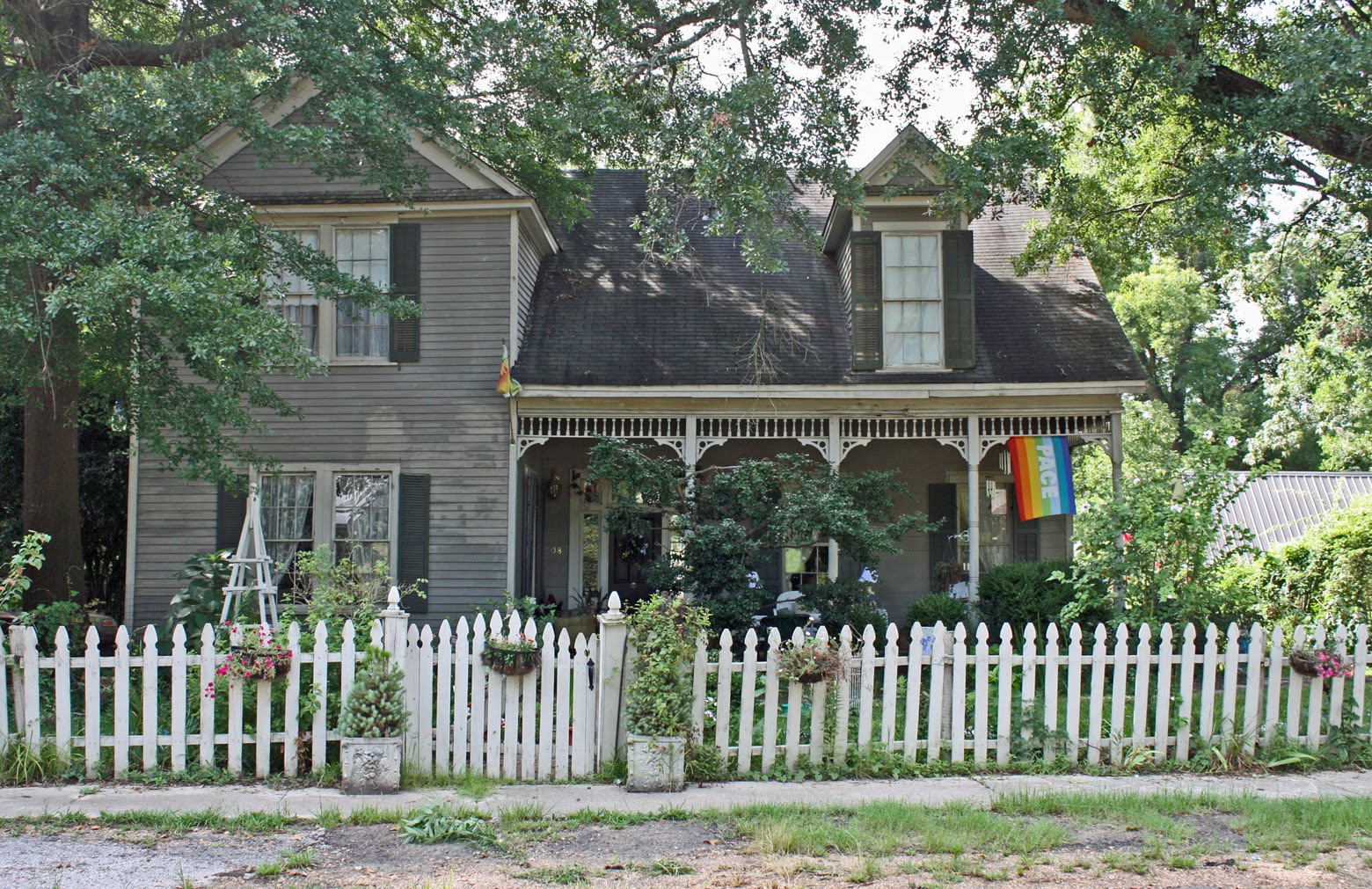 Southern Lagniappe: The Houses of Edwards, Mississippi