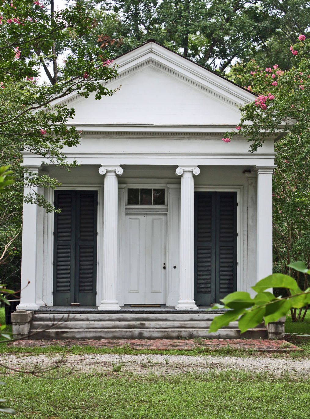 Southern Lagniappe: The Historic Houses of Canton