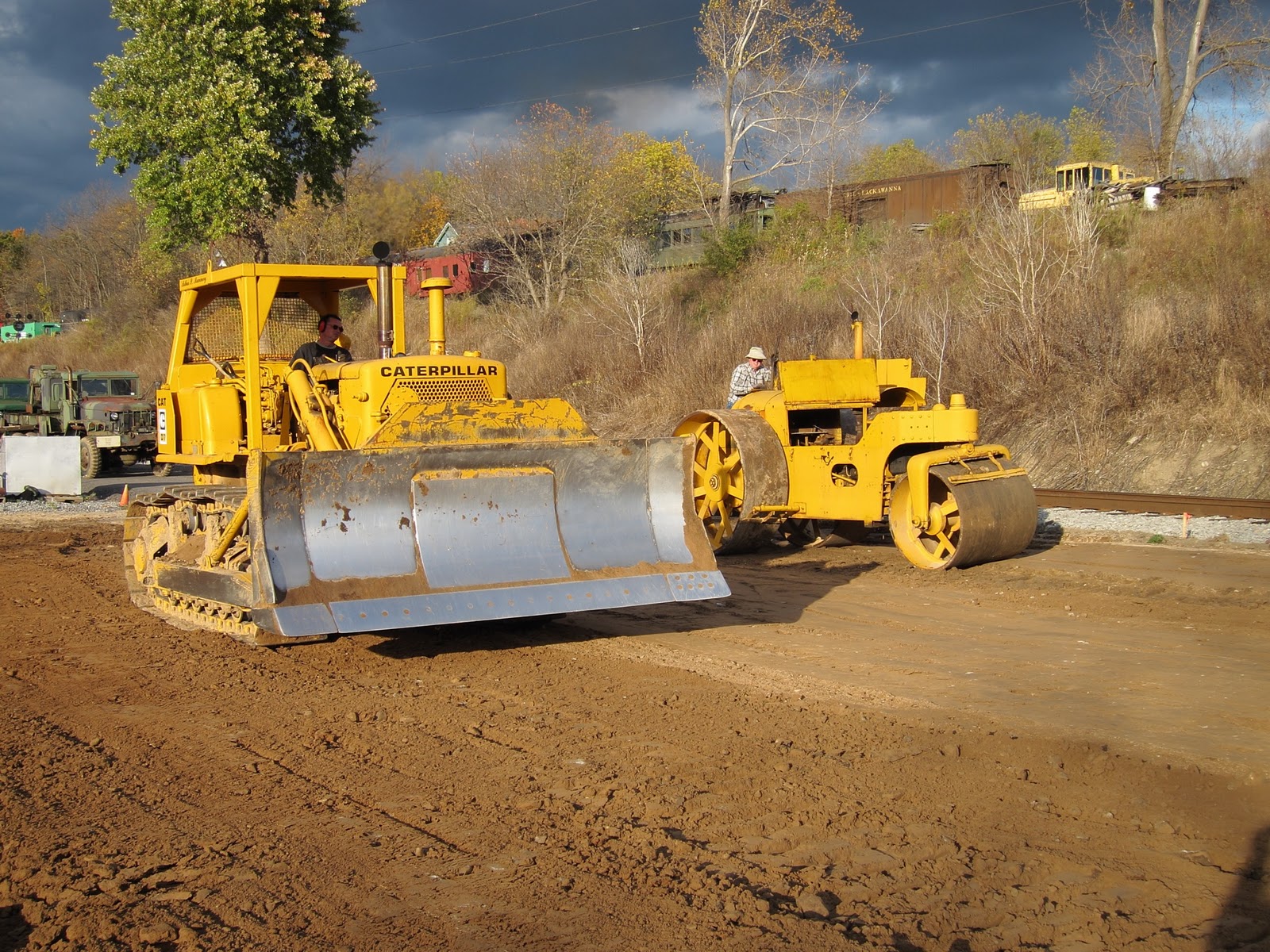 Hittin' the dirt again! - Rochester & Genesee Valley Railroad Museum