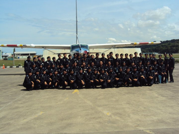 My life: Lawatan ke Unit Udara PDRM Pangkalan Sabah di Kota Kinabalu 2 ...