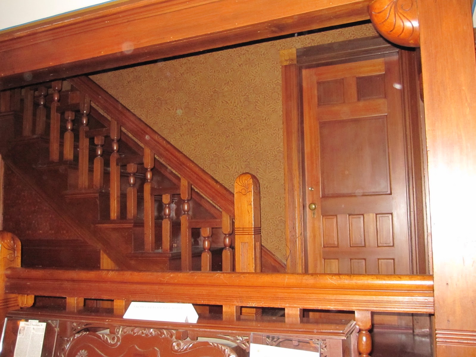 Girl Ghost Hunters: The Tenney Gatehouse Investigation