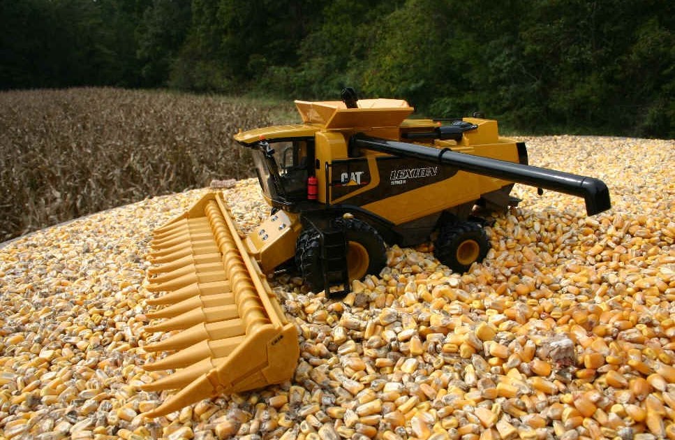 ati countryboy blog: New CAT Lexion combine