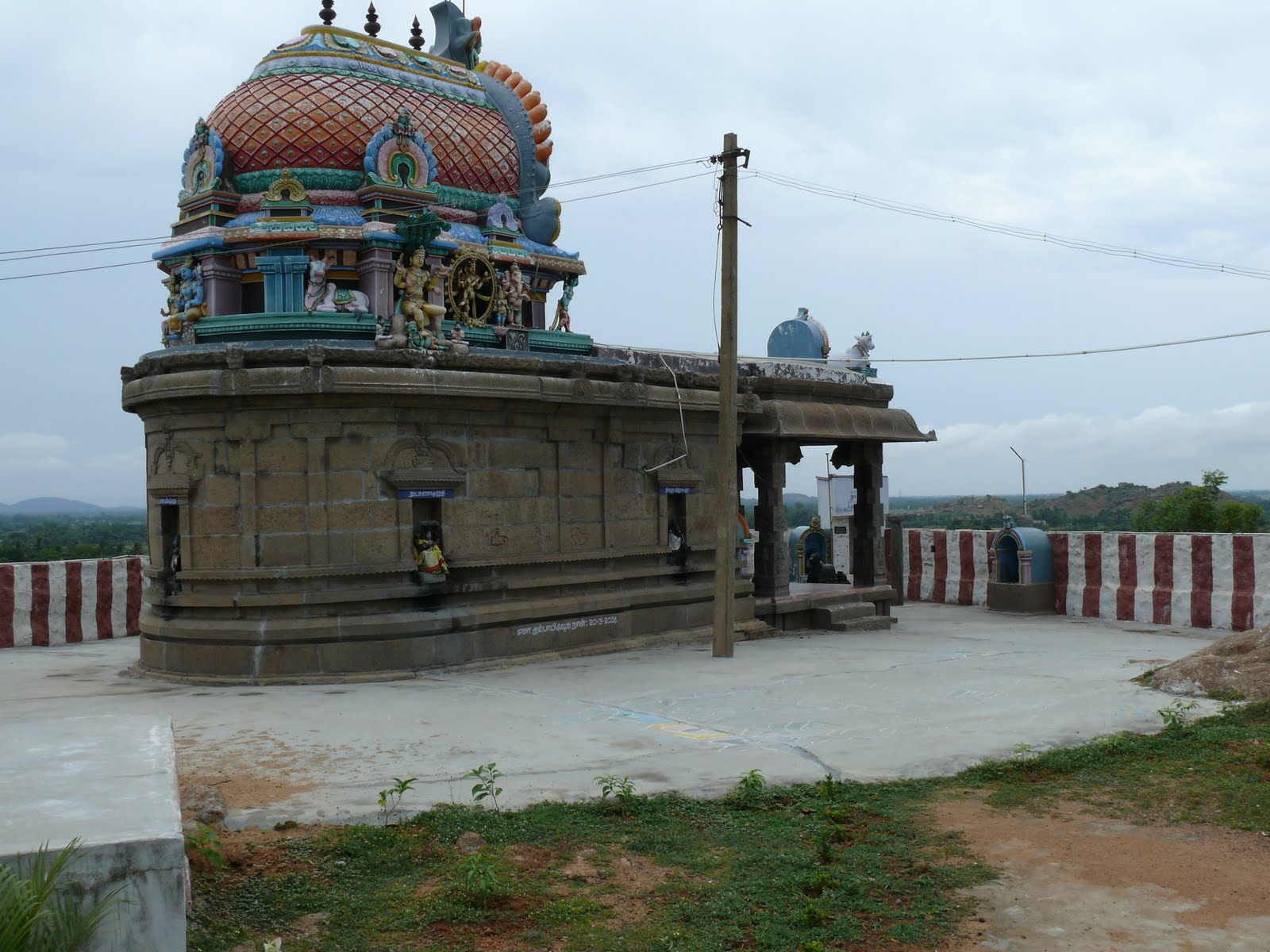 Sridharan's Travelogue..!: Oragadam Sivan Temple