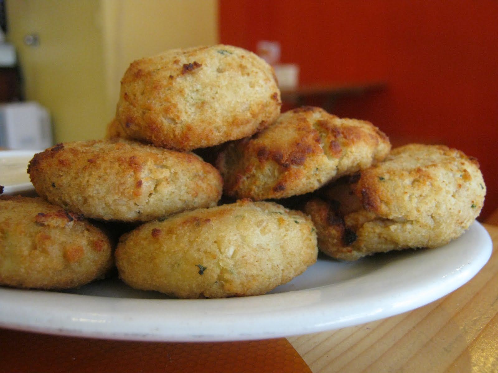 The Glutton Guide: PenPen De Sarapen
