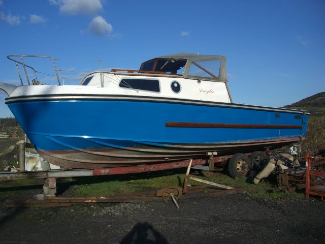 water and waves: Romany Boats